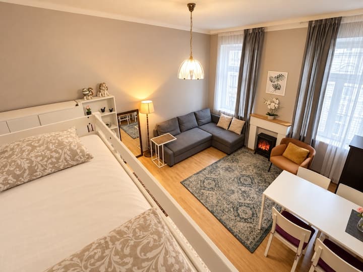 Graces · Studio For 6 Near Hauptbahnhof - Vienna