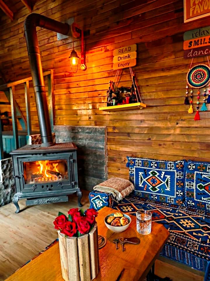Tiny House Buca - Yıldızlar / ŞöMine / Netflix / - Izmir