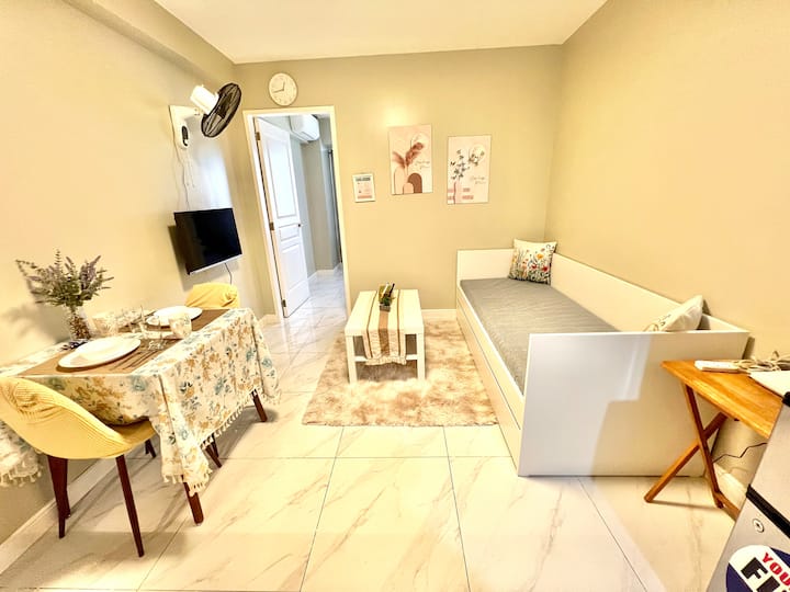 Sm Moa Parqal Mall Solaire Aseana - Pasay