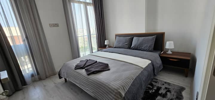 Geniş Teraslı Havuzlu Penthouse - Girne