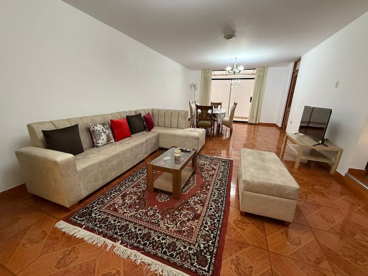 Los Gladiolos House - Arequipa