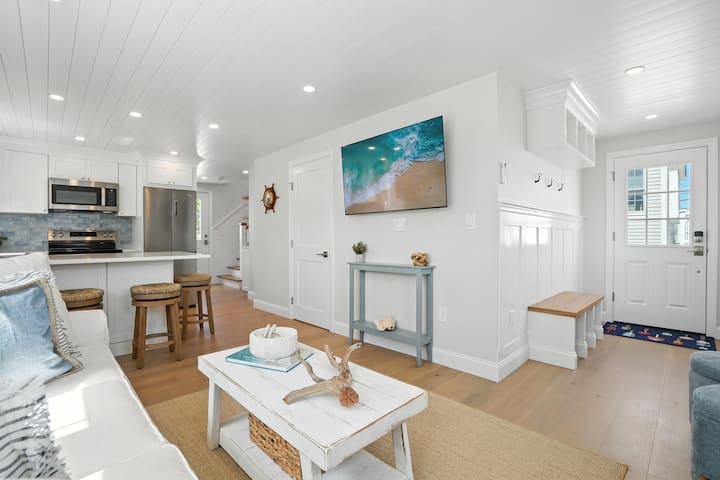 Humarock Beach House - Scituate, MA