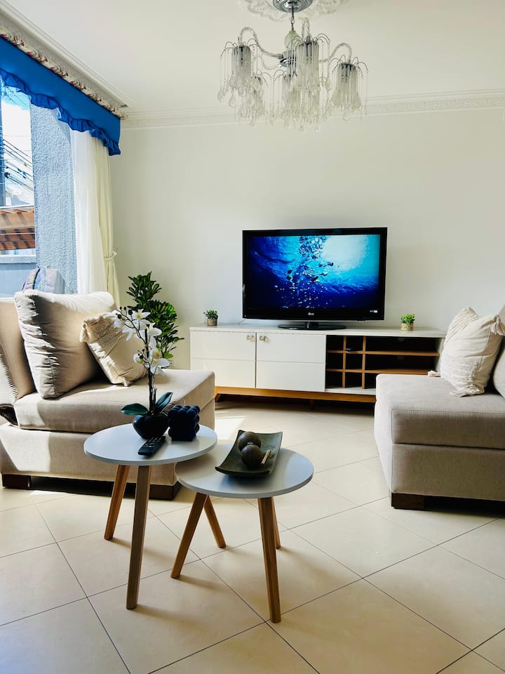 Alojamiento En Cumbaya - Quito