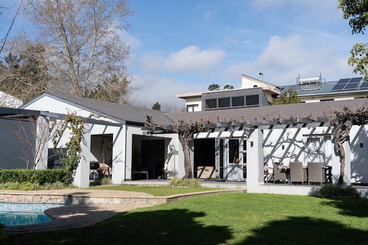 Pool & Garden Winelands Retreat - Stellenbosch