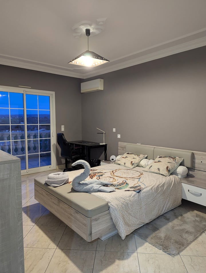 1, 2 Ou 3 Chambres Confortables 8 Pers. - Givors