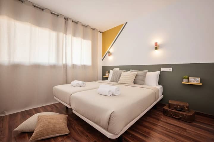 Super Coloc. 11 Ch. 22 P - Empl. Idéal - Badalona