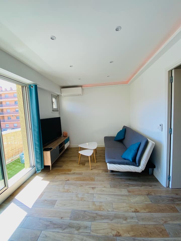 Douceur Entre Ville Et Nature - Vence