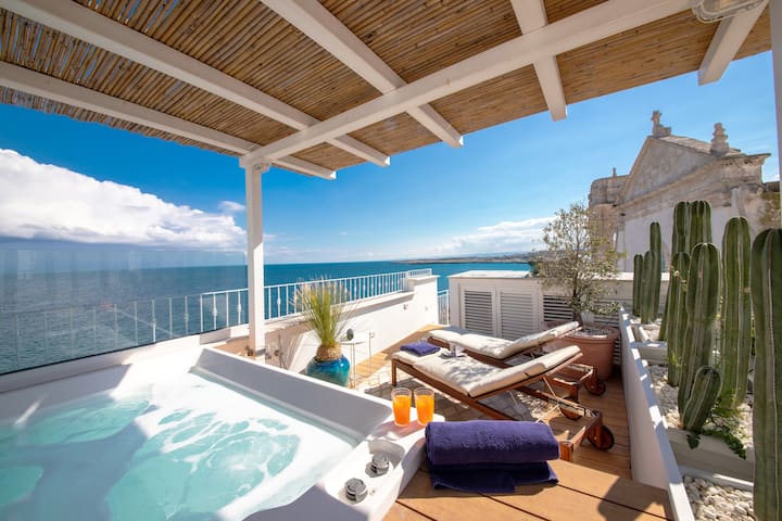Like On A Cruise Monopoli Breathtaking - Monopoli