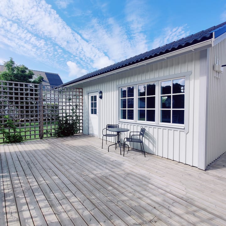 Modernt Gästhus I Lilleby - Torslanda