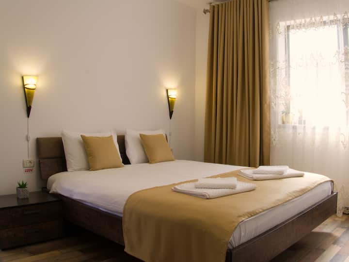 Cameră Dublă Cu Baie Privată - Sulina