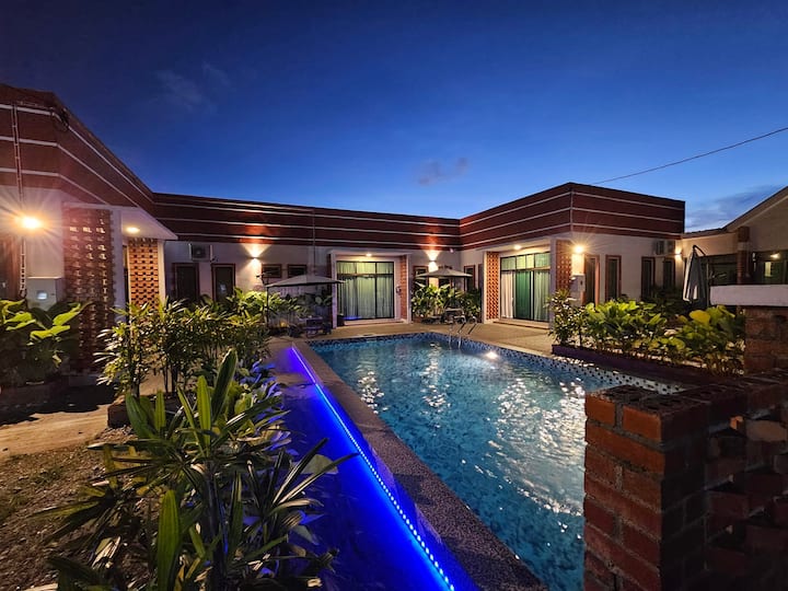 Villa Homestay Pantai Cenang - Pantai Cenang