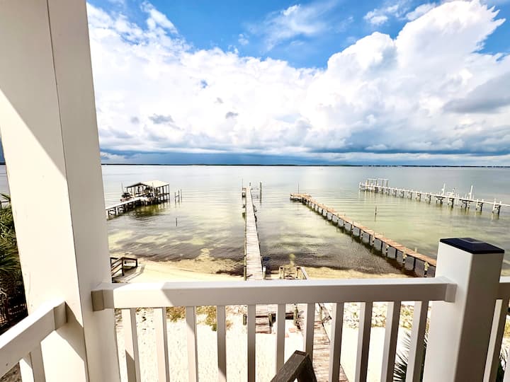 Bayfront Sunsets • Private Dock • Steps To Gulf - Pensacola Beach, FL