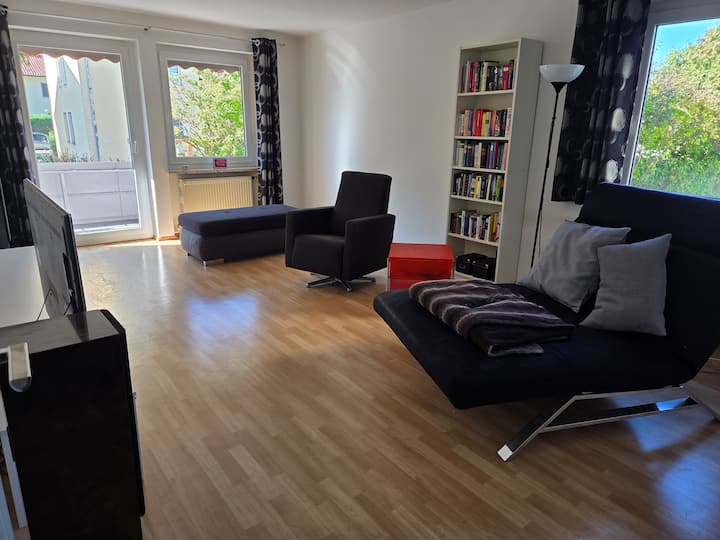 Apartment, 80qm, Two Bedrooms, Parking Space - Poing
