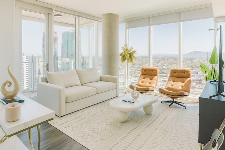 Luxury High-rise In Downtown Sd W/ Panoramic Views - Coronado, CA