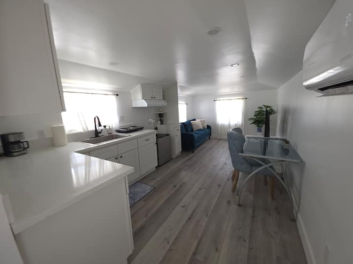 Serene And Private 1 Bedroom Apt - Ridgecrest, CA