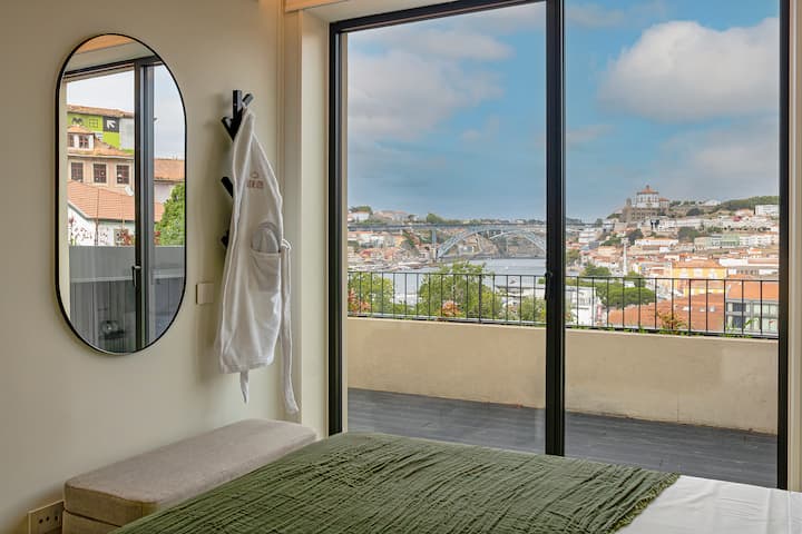 Land Roots #21 - Vila Nova de Gaia