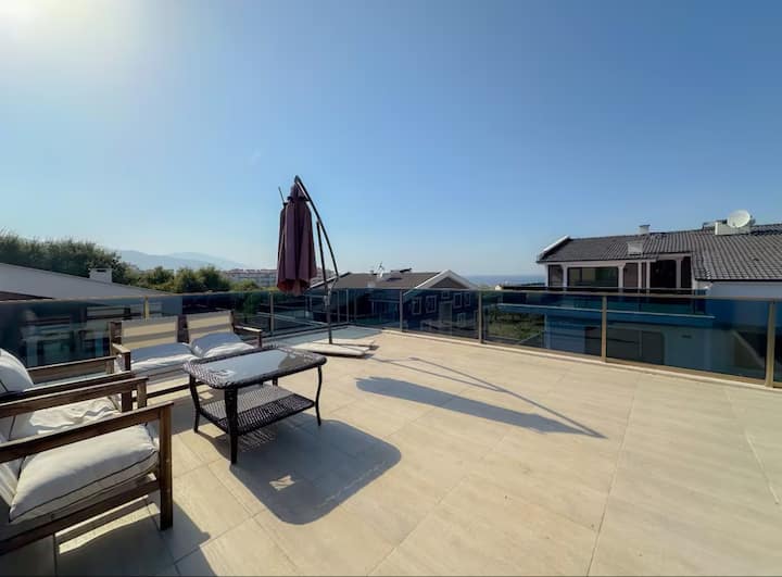 Flower City Suites Otel 3+1 King Teraslı Suite - Yalova Il, Türkiye