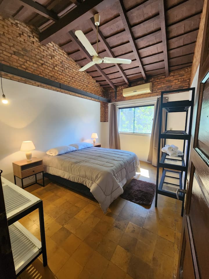 Departamento Detrás Del Club Olimpia - Asunción