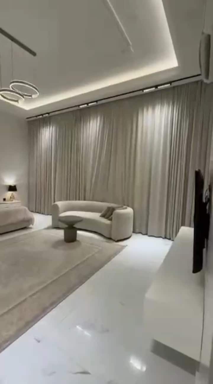 7 Bedrooms Luxury Villa - Salalah