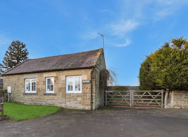 The Forge, Longhorsley. Beautiful Stone Cottage - Northumberland