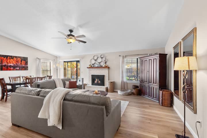 Chic & Serene Midterm Retreat - Stockton, CA