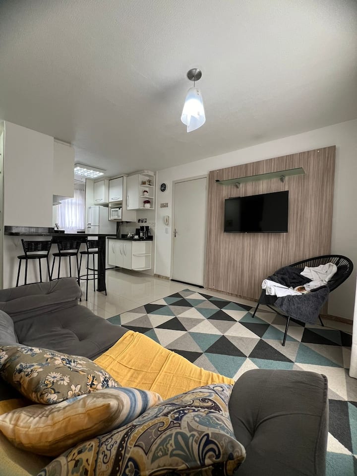 Apto Térreo / Próx Aeroporto - Curitiba