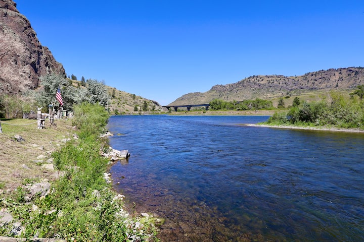 Missouri River Cottage - Cascade, MT