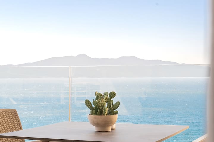Sea View | 100m To Beach | Parking | Full Kitchen - Saranda