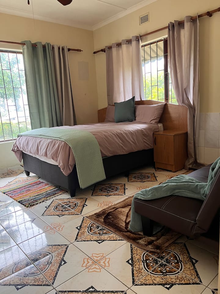 Sunwich Beach Home - Port Shepstone