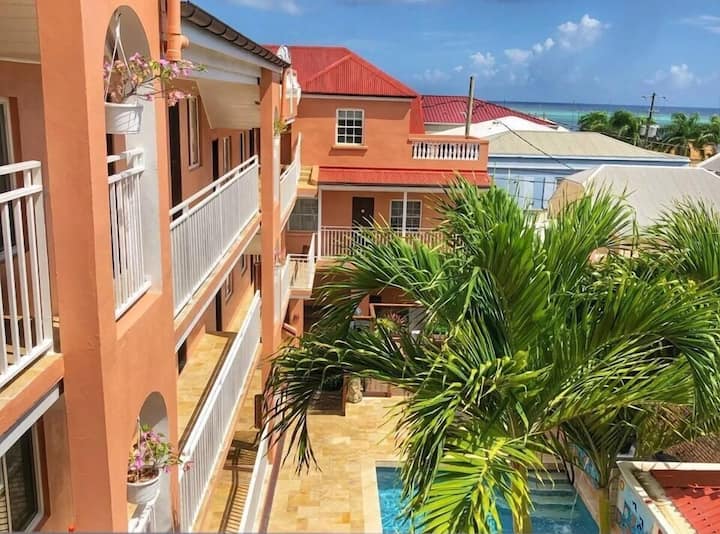 Downtown Escape Surrounded By Local History - U.S. Virgin Islands