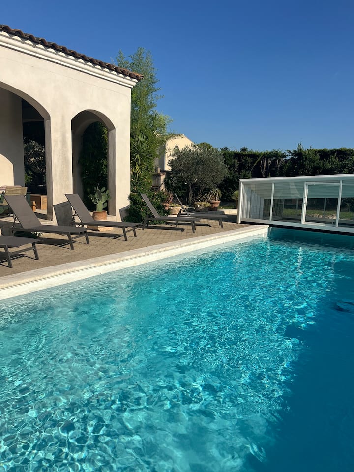 Maison 6 Chambres à Fontvieille Avec Piscine - Arles