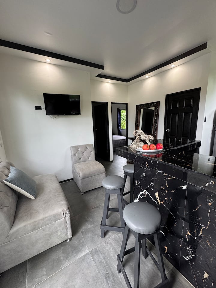 Selva Y Confort En Jaguar Suite A/c - Cahuita