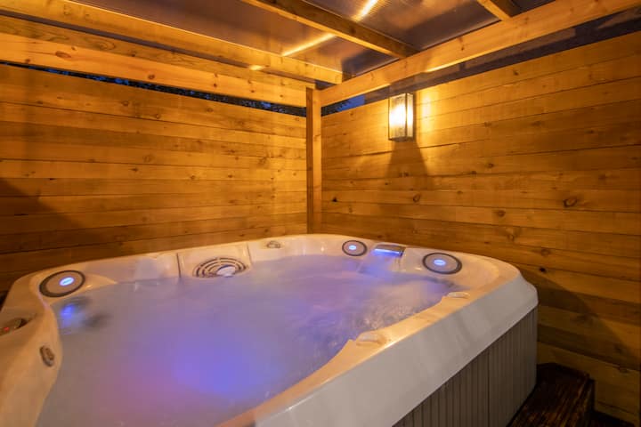 Private Hot Tub - Zen & Bubbles - Edinburgh, UK