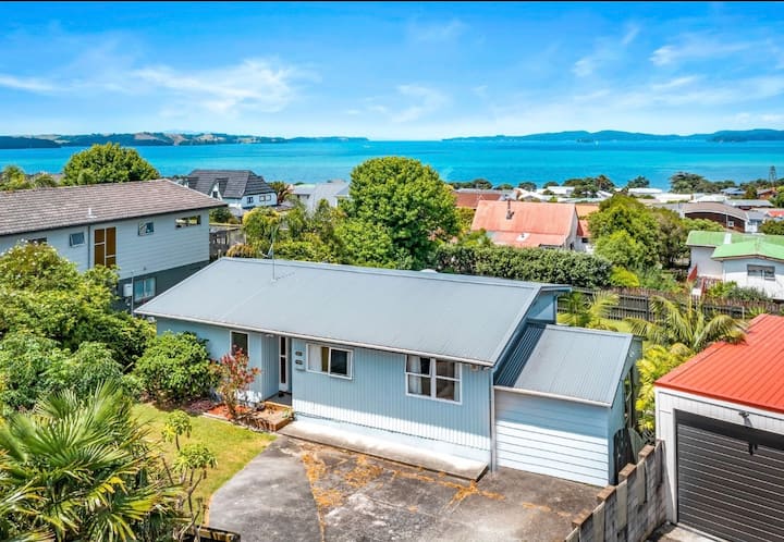 Snells Beach Family Retreat —Walk To Shops & Beach - Matakana