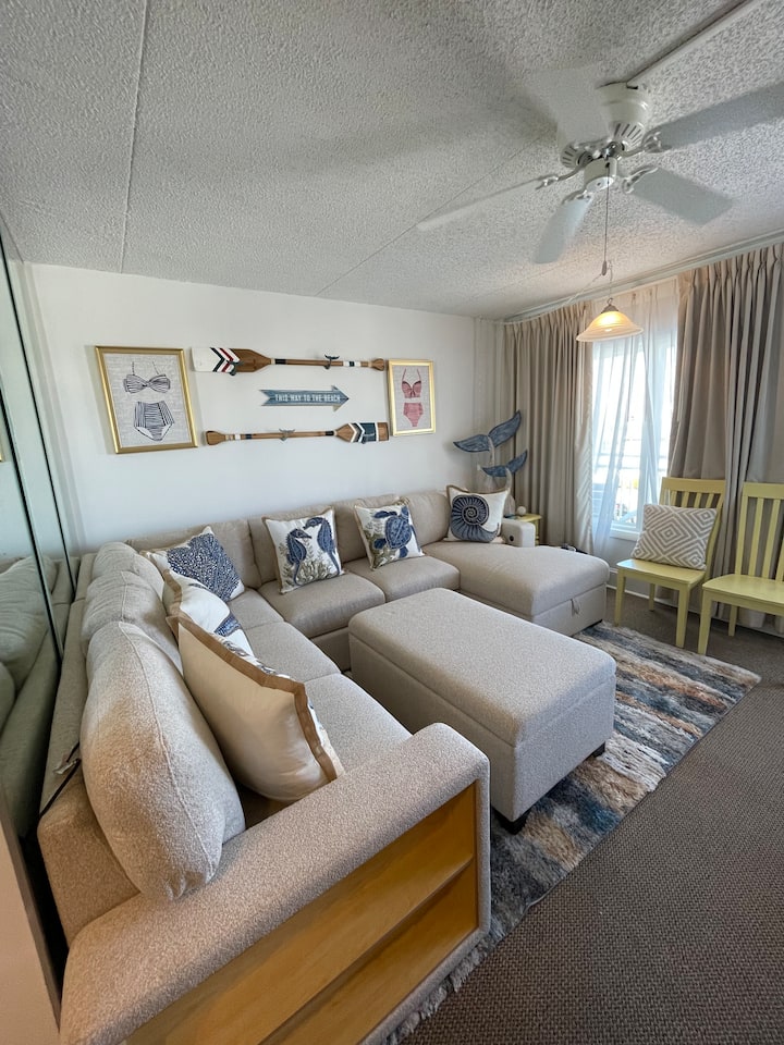 1 Br Cozy Condo, Sleeps 6, 1 Block To Beach & Bay! - Avalon