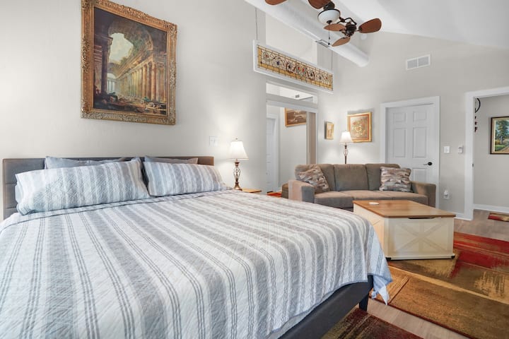 3bdrm River Retreat W/ Hot Tub - Indianapolis, IN