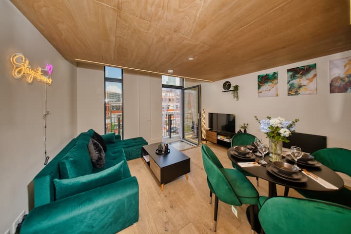 2bd|3bath|city Centre Apt|balcony|old Trafford - Manchester