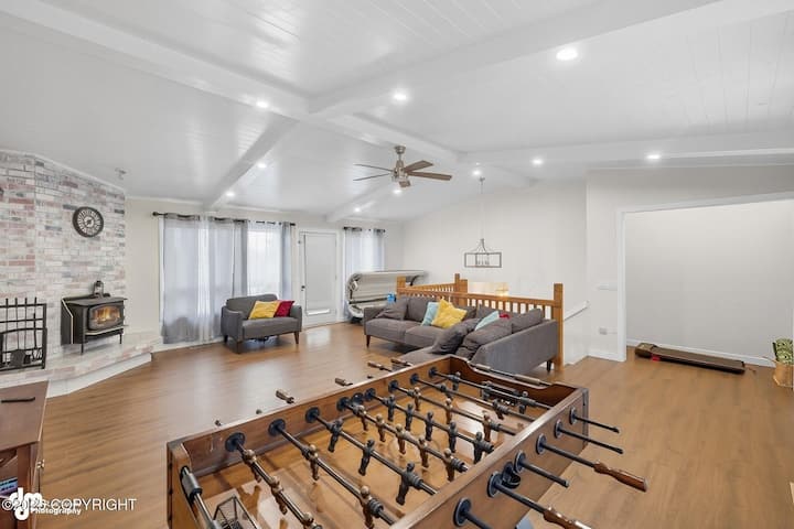 Spacious Lake House Only 16 Min N. Of Kenai - Alaska