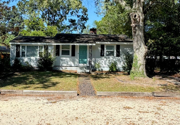 Capers Cottage |Cozy 2br Near Downtown - Columbia, SC
