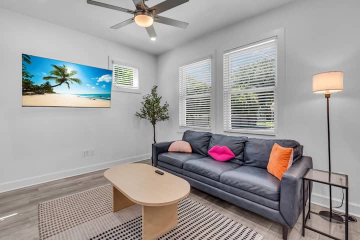 Stunning Ybor 3br Townhouse. Brand New Building! - Tampa, FL