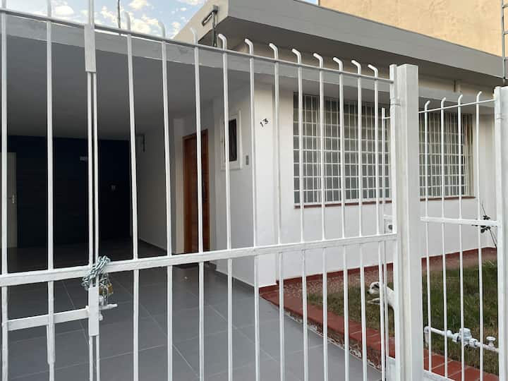 Casa Confortável Em Aparecida - Aparecida