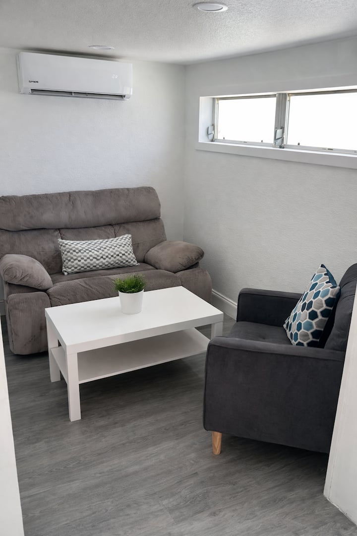 Courtland - S1 Homey And Modern Studio - Lakeland, FL