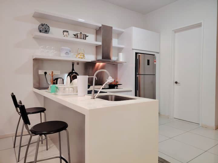 Minimalist Stay - Batu Caves