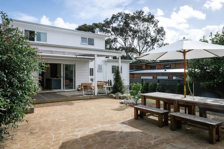 Calm Coastal Home | Walk To Beach, Cafés & Shops - Phillip Island