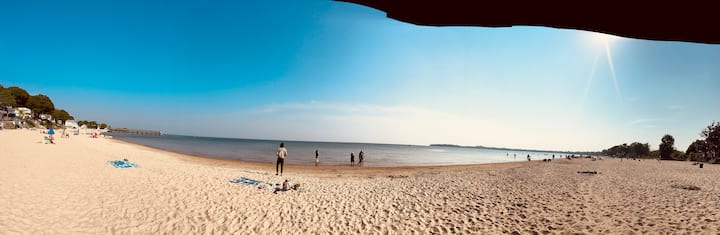 Relax At The Beach House! - Crystal Beach