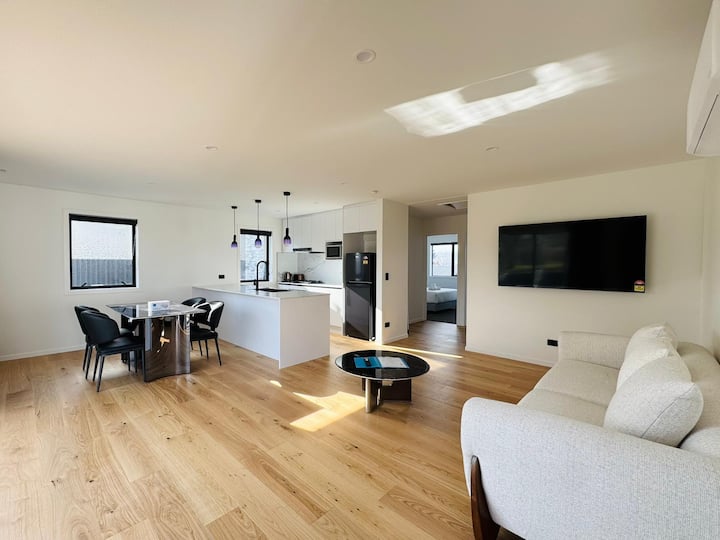 Unwind Spot 2br 2bath Holiday Apartment - Cromwell