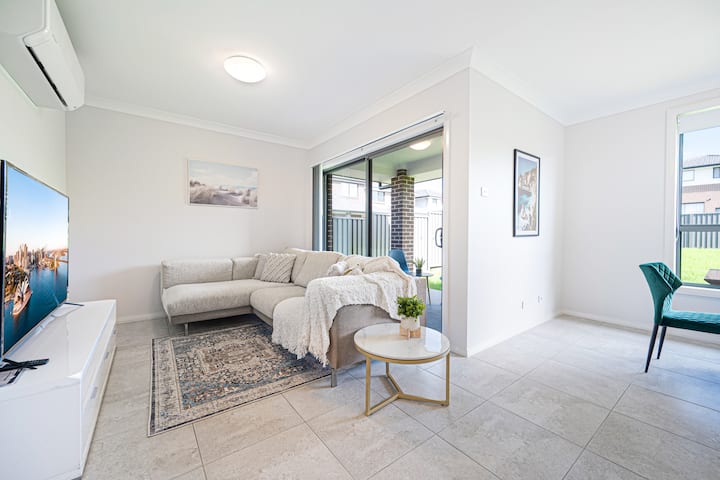 Warm &Cozy 5br House Near Train Station - St Andrews