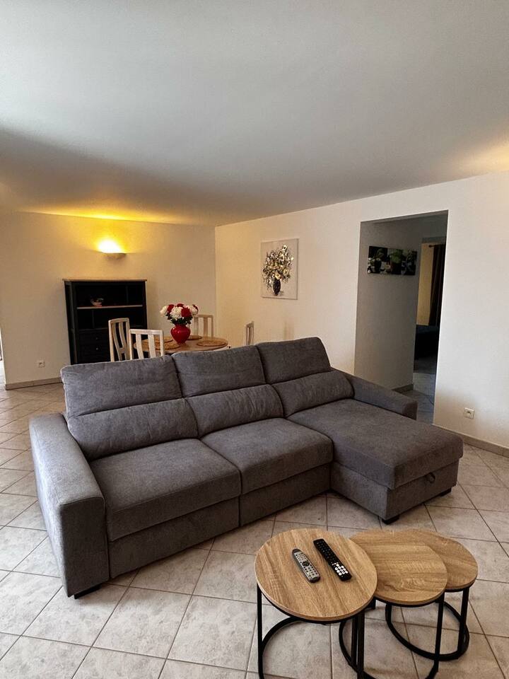 Bel Appartement à Sotta  Rez De Villa - Figari