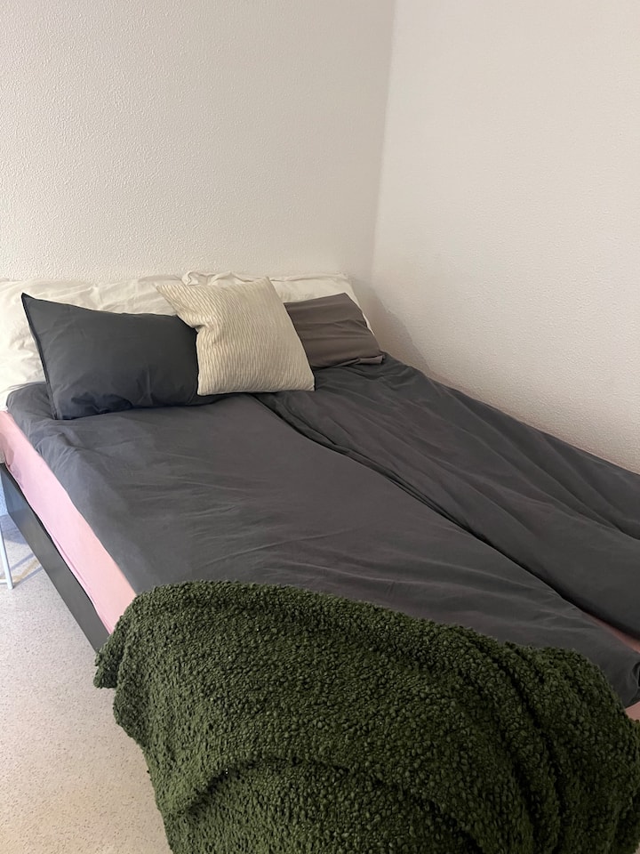 Nice Place To Sleep - Island