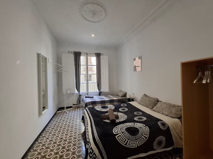 Cómoda Habitación Triple ⁴ - Barcelona